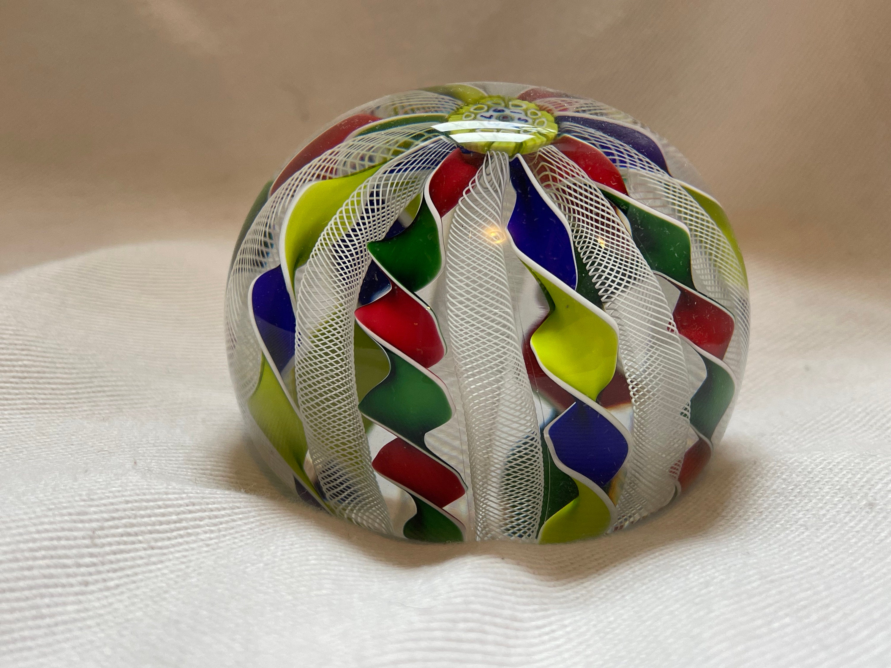 VINTAGE - Gorgeous St. Louis Art Glass, Crown Paperweight - Etsy