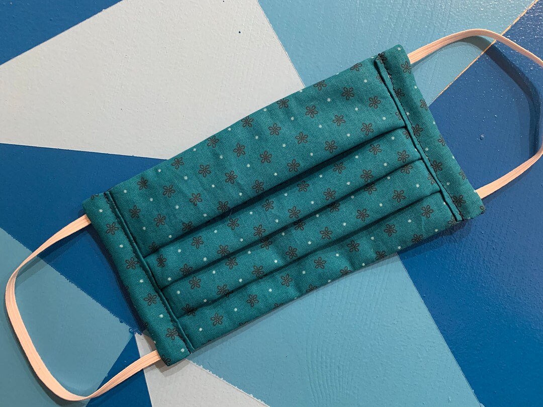 Business Unusual/Blue Star Face Mask With Removable Nose Wire (Optional ...