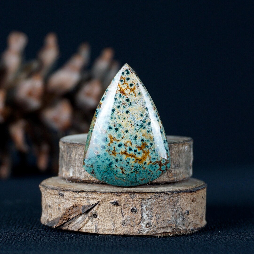 Heavenly Hue Jasper Cabochon – Morningdew With Gradient and Dewdrops - Etsy