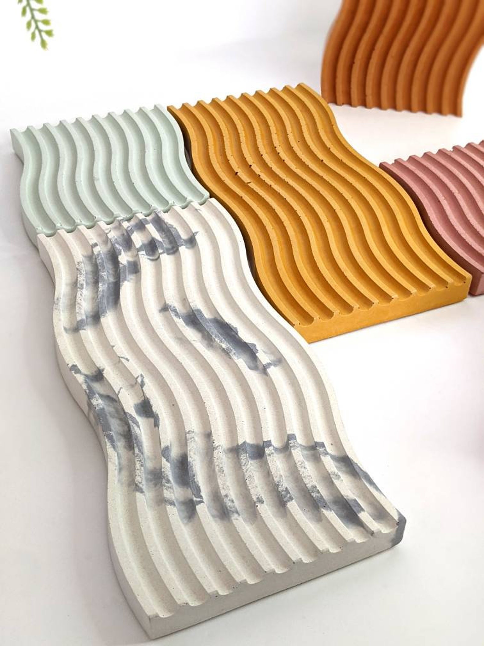 Chunky WAVE Concrete Plinth 23 Colours 26cm Long | Etsy