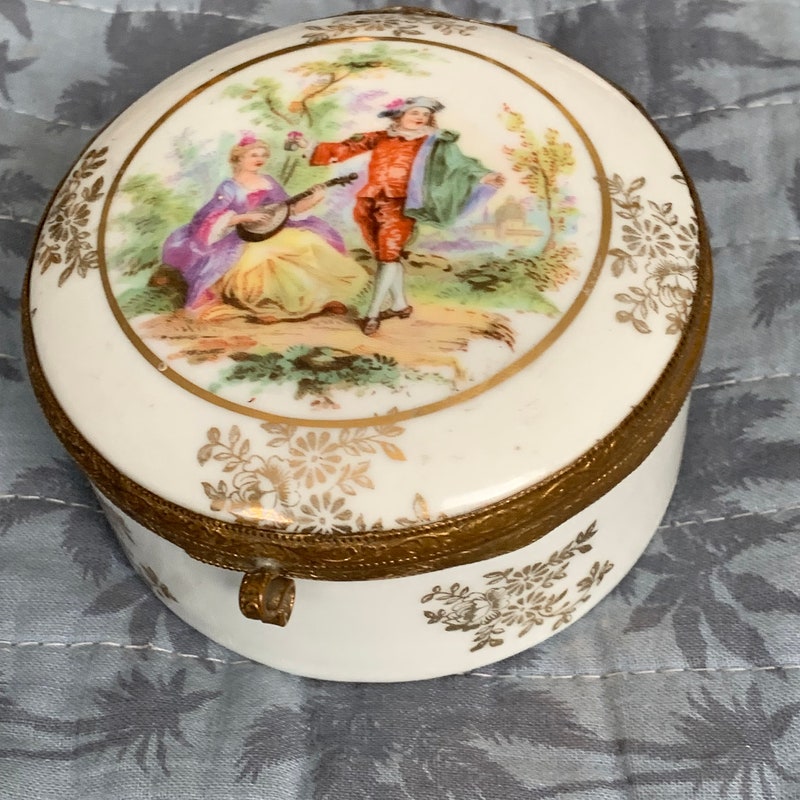 Victorian Trinket - Etsy
