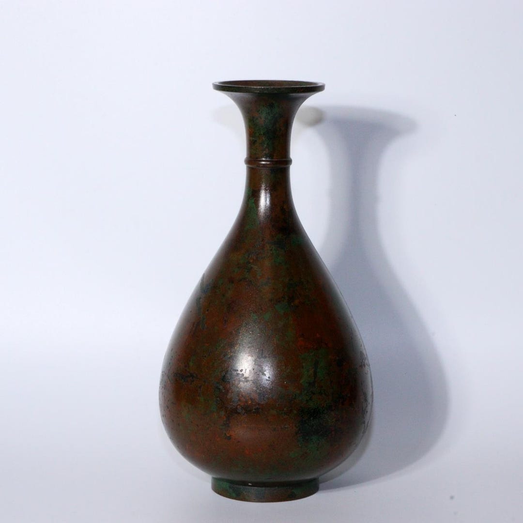 Vintage Bronze Vase Lustrous Hand Touched Finish Over 30 Years of Aging ...