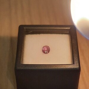 Light Grey Purple Pyrope Garnet From Bekily Madagascar, COLOR CHANGE ...