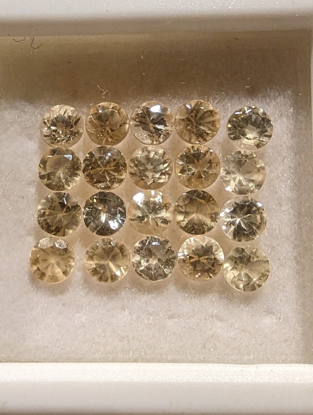 Grossular "leuco" Colorless Garnet From Tanzania, Round Cut, 2.95mm ...