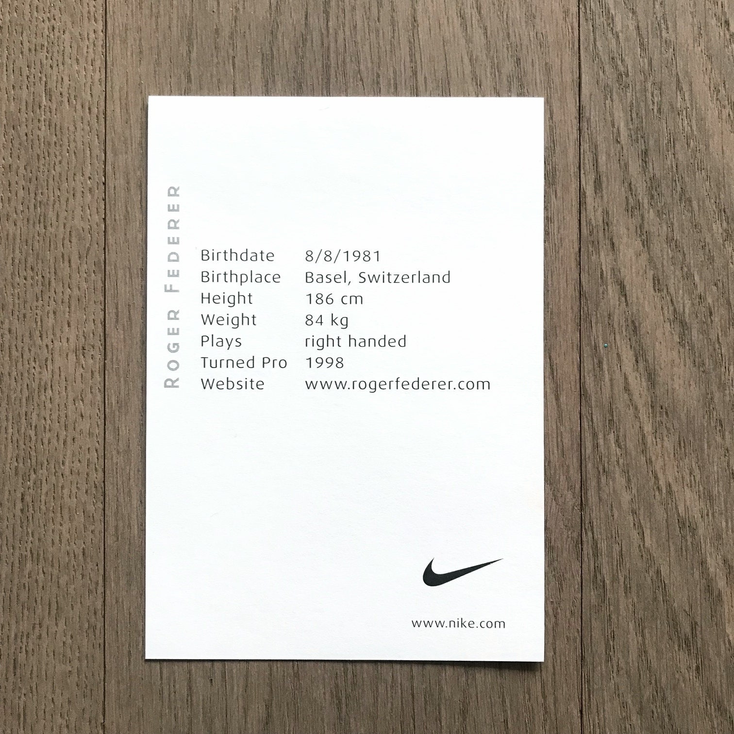 Roger Federer, Handsigned Nike Card Wimbledon Trophy Official ...