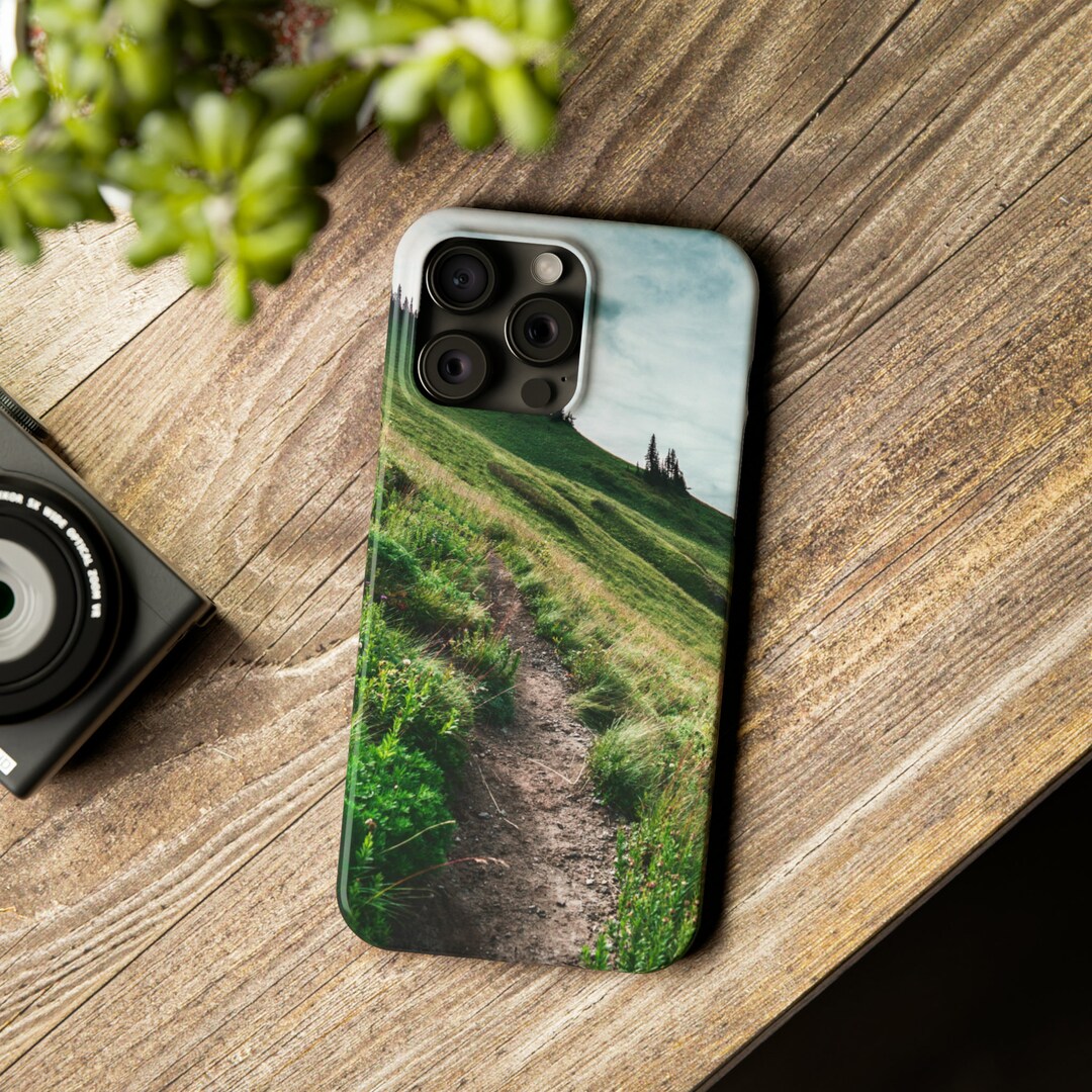 Washington Mountain Hiking Adventure Premium Tough Wireless Charging ...