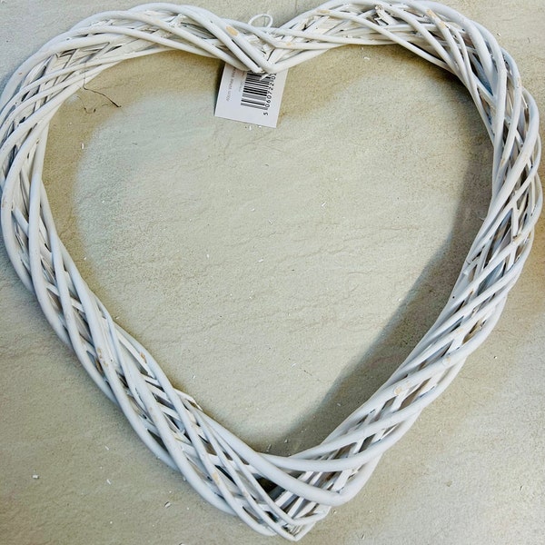 Wicker Heart - Etsy UK