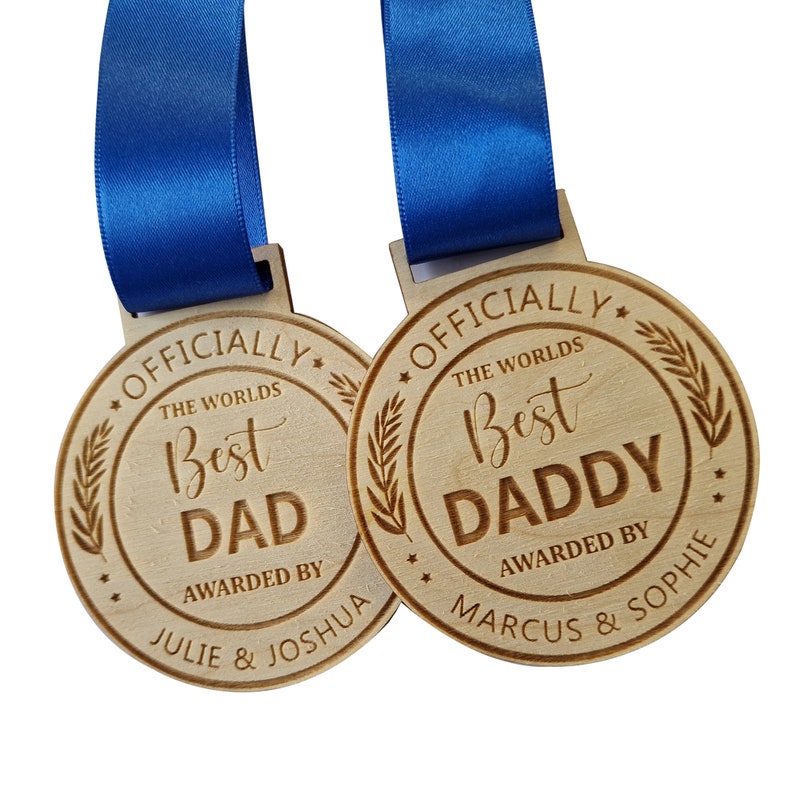 Personalised Officially the Best Daddy Dad Round Wooden - Etsy