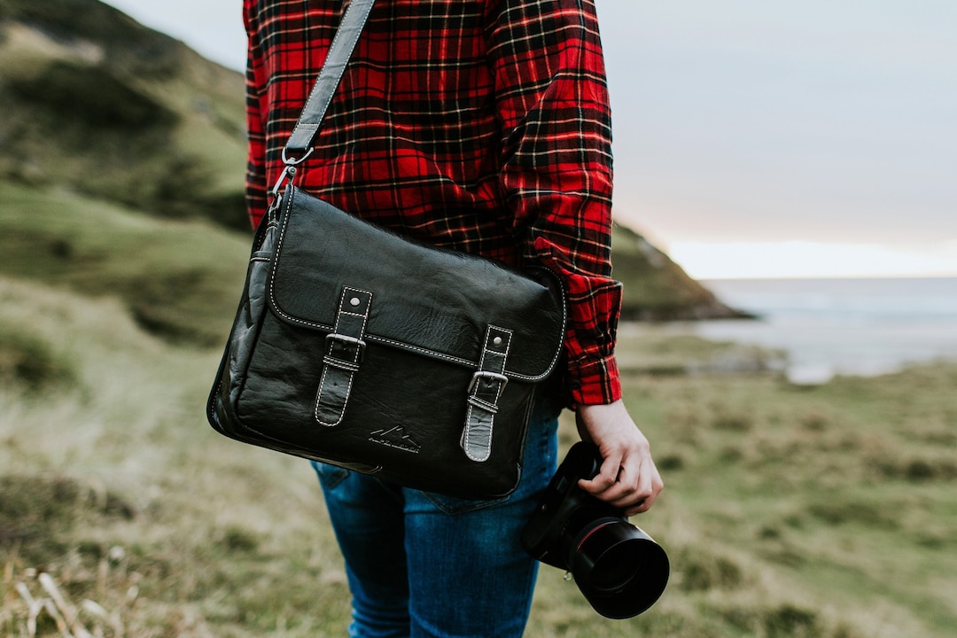 Alpenleder REPORTER Camera Bag, Camera Case, Vegetable-tanned Leather ...