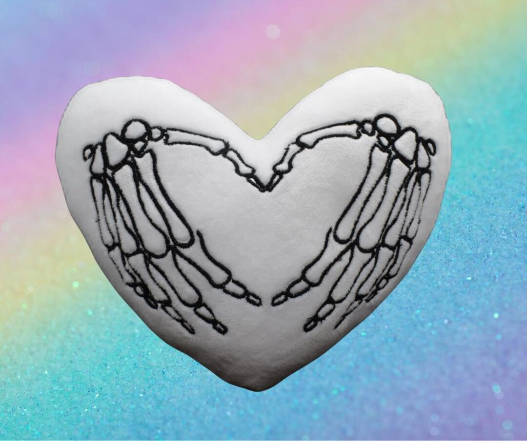 Goth Heart ITH Machine Embroidery Design Stuffie 6x10, 7x12,8x8,8x12 - Etsy