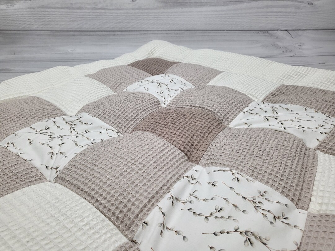 Krabbeldecke personalisiert Patchwork Decke Baby Krabbeldecke mit Namen waffelpique beige mit ...