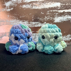 Emotional Support Octopus, Small Crochet Octopus, Stress Relief Desk ...