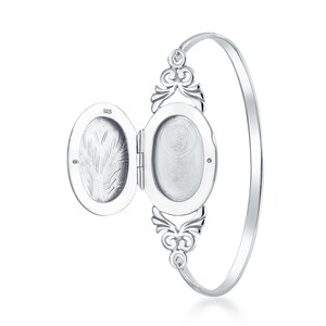 Personalized Vintage Style Bangle Bracelet Locket That Holds Picture ...