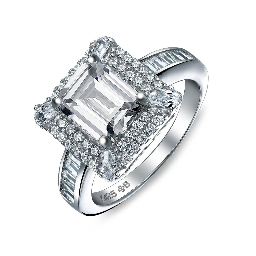 Anillo de compromiso personalizado de circonita cúbica de 4 quilates ...