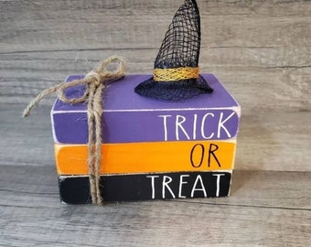 Halloween Mini Wood Book Stack/ Tier Tray Decor/ Halloween Decor/ Book ...