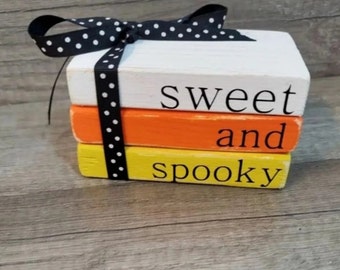 Halloween Mini Wood Book Stack/ Tier Tray Decor/ Halloween | Etsy