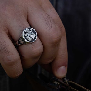 Personalized Signet Ring Custom Made Family Crest Signet Ring | Etsy
