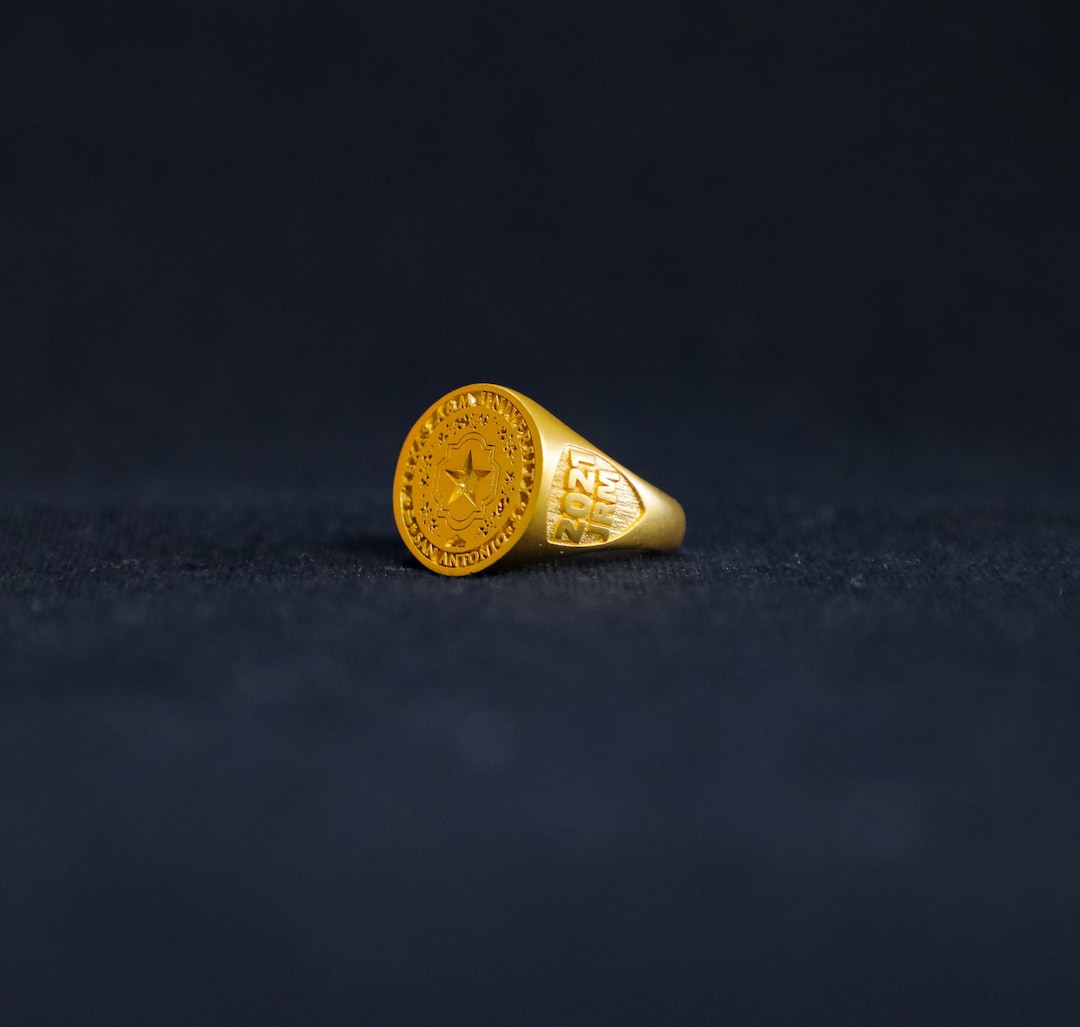 Personalized Sterling Silver Signet Ring With Intials, Custom Engraved ...