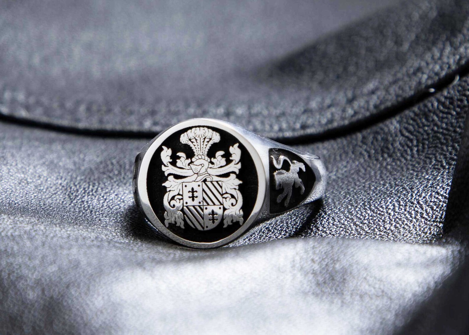 Personalized Signet Ring Custom Made Family Crest Signet Ring - Etsy