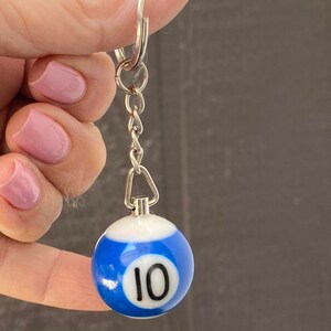 Pool Ball Keychain/ 8 Ball Keychain/ Vintage 8ball/ Billiards - Etsy UK