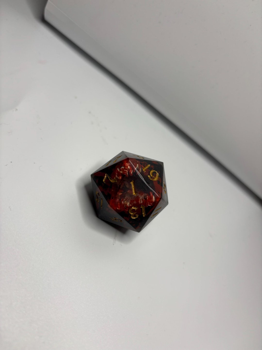 Deadly Surprise Dnd Oversized D20, Mimic D20 Resin, Sharp Edge Die ...