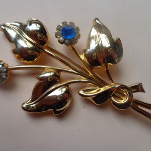Coro Floral Brooch With Blue and Clear Rhinestones - Etsy