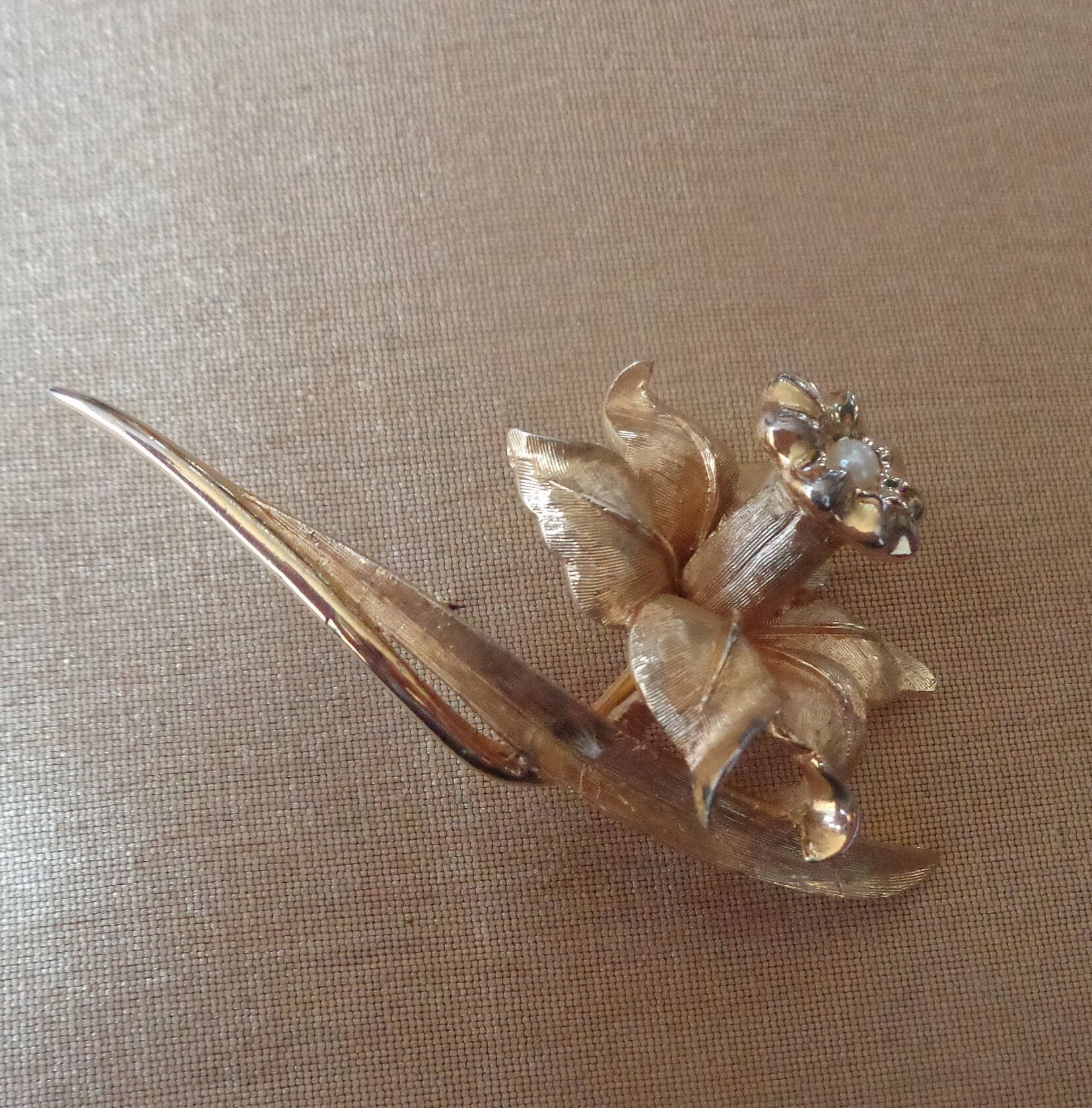 Boucher Daffodil flower of the Month Series Brooch - Etsy