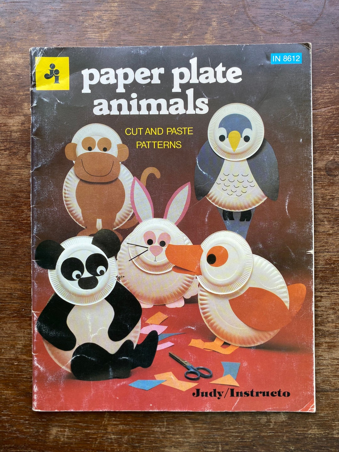 Paper Plate Animals - Bee Gee Hazell - 1982 - Etsy