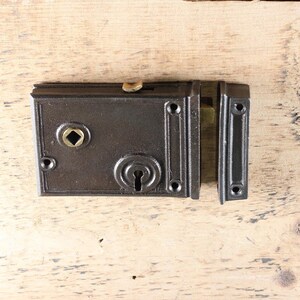 Cast Iron Restoration Rim Lock, Vintage Finish Horizontal Rim Lock ...