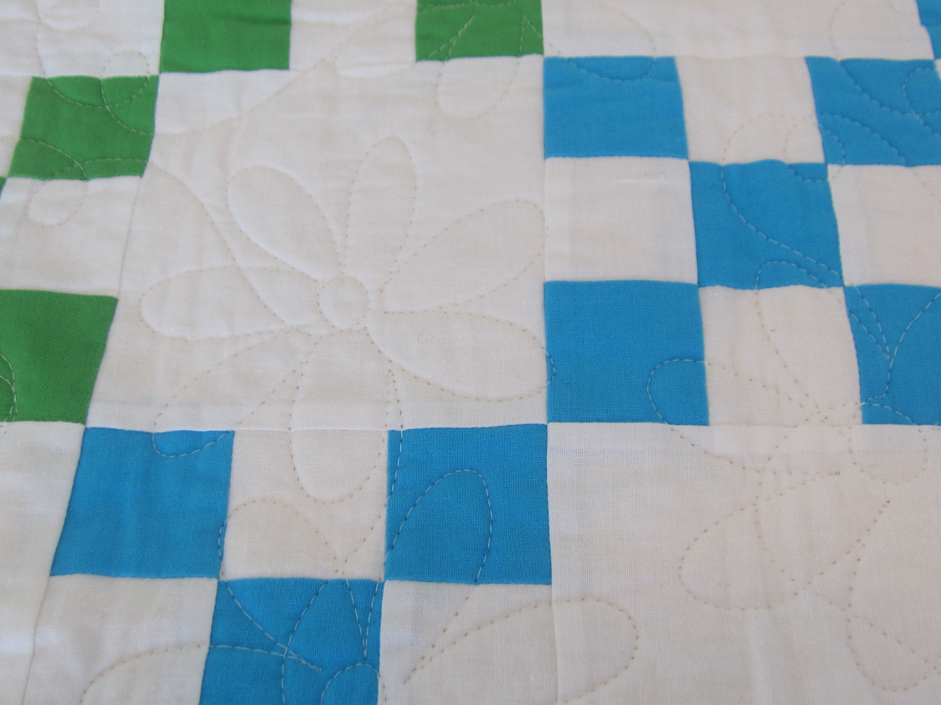 Daisy Chain Patchwork Quilt Baby Quilt - Etsy