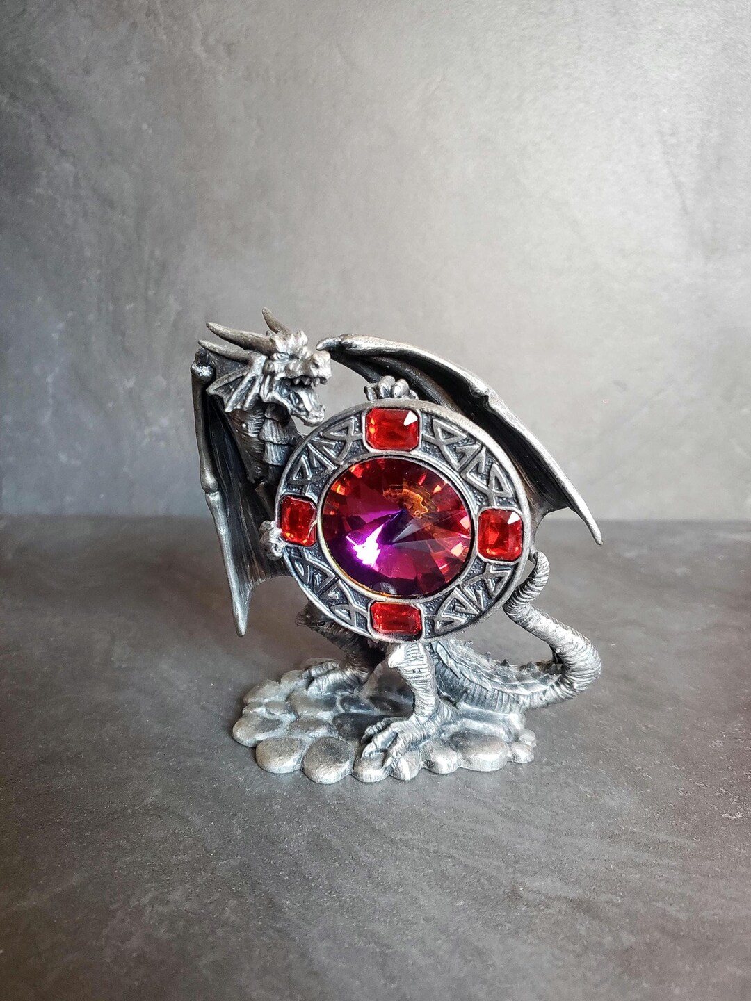 The Scarlet Shield. Tudor Mint 4015. Myth and Magic Vintage Pewter ...
