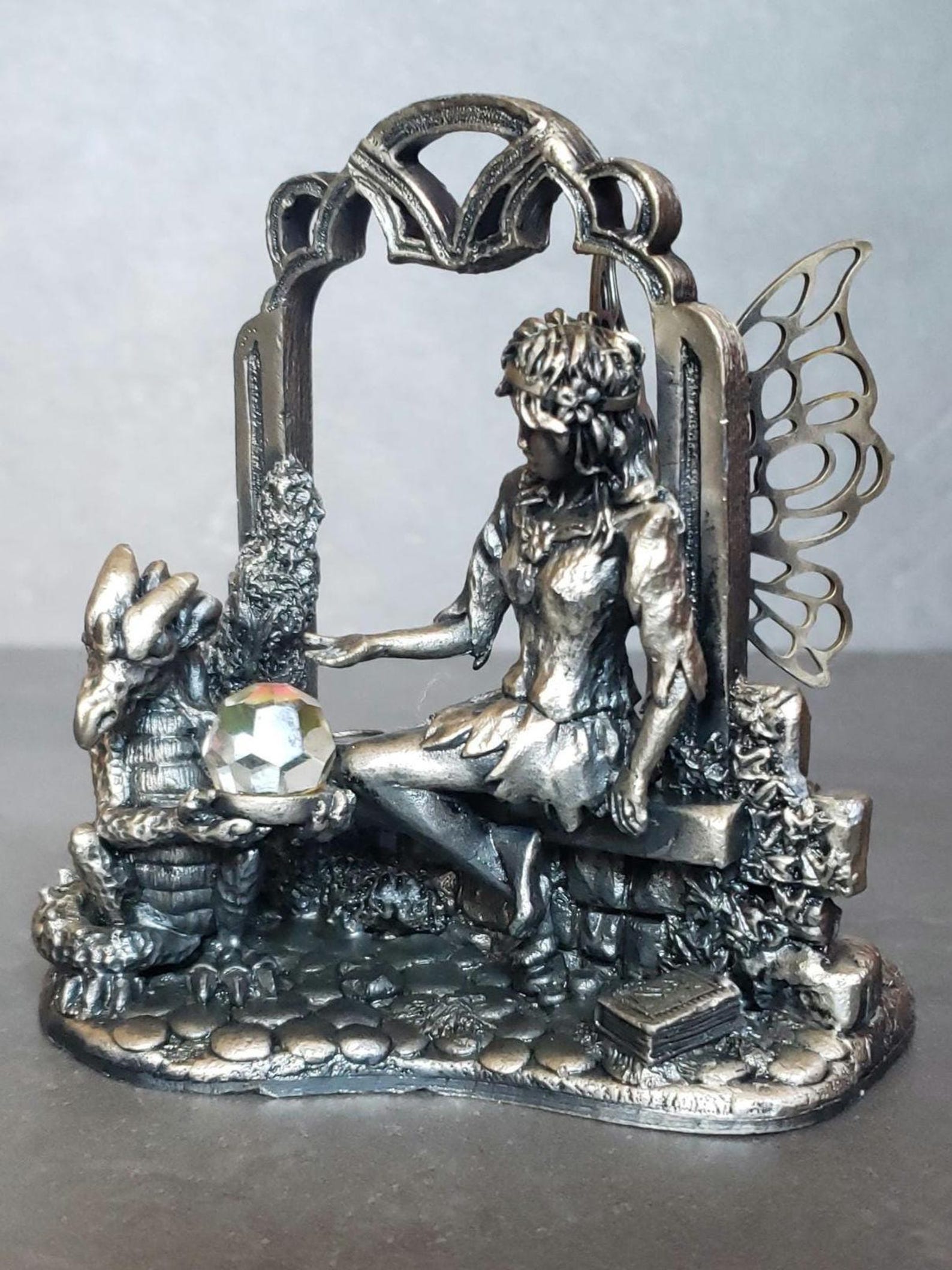 The Crystal Gift, 3809 Tudor Mint Myth and Magic Vintage Pewter Dragon ...