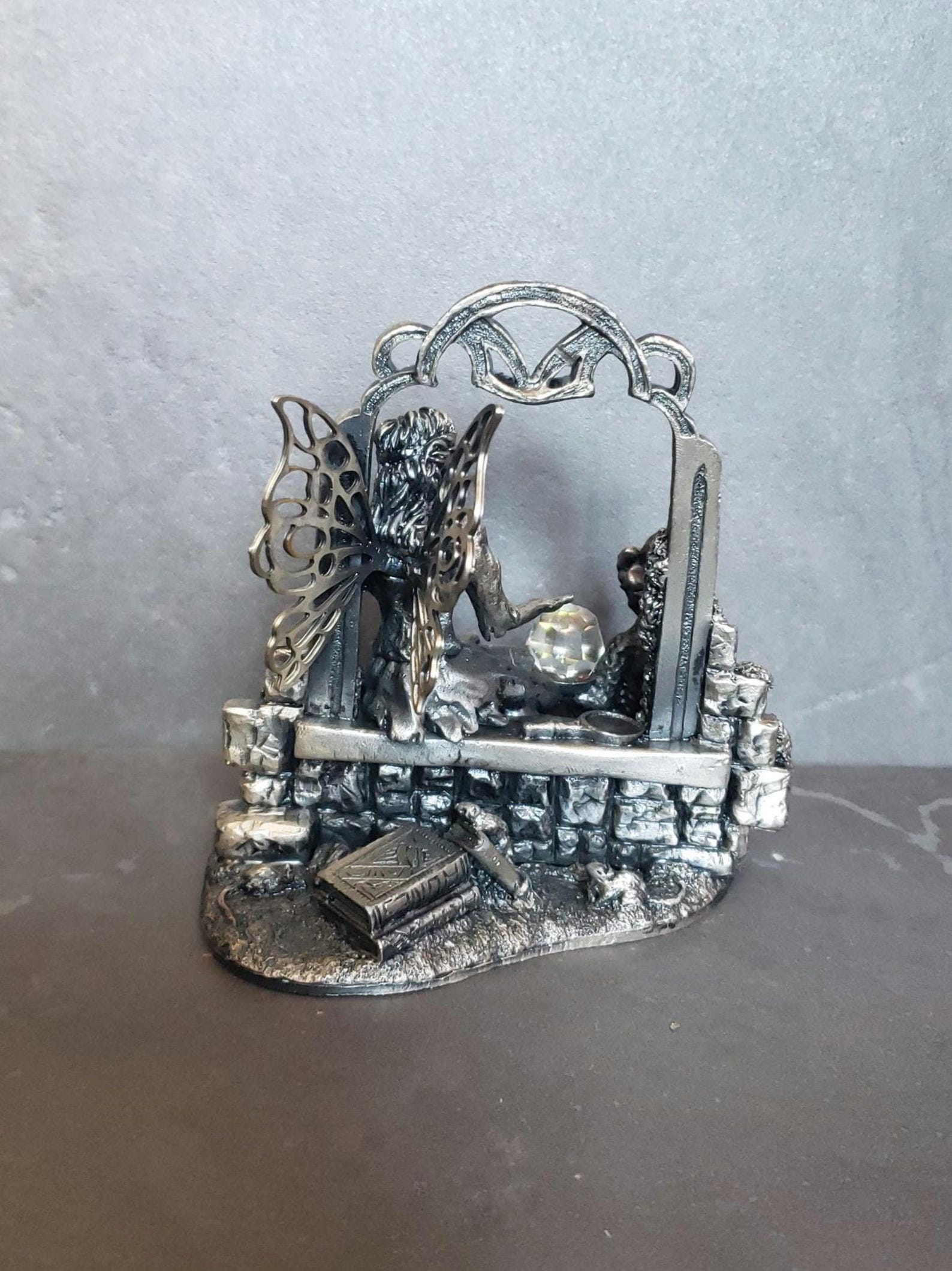 The Crystal Gift, 3809 Tudor Mint Myth and Magic Vintage Pewter Dragon ...