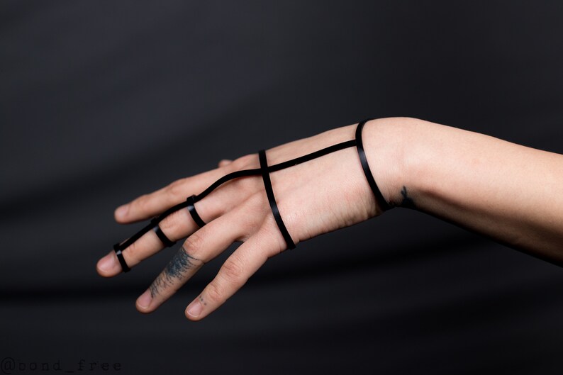 HH-2 Hand Harness, Harness, Latex - Etsy
