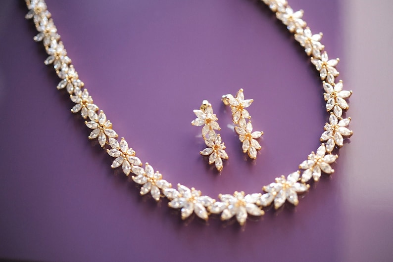 Bridal Jewelry Set With Flowers for Bride Gold Wedding - Etsy