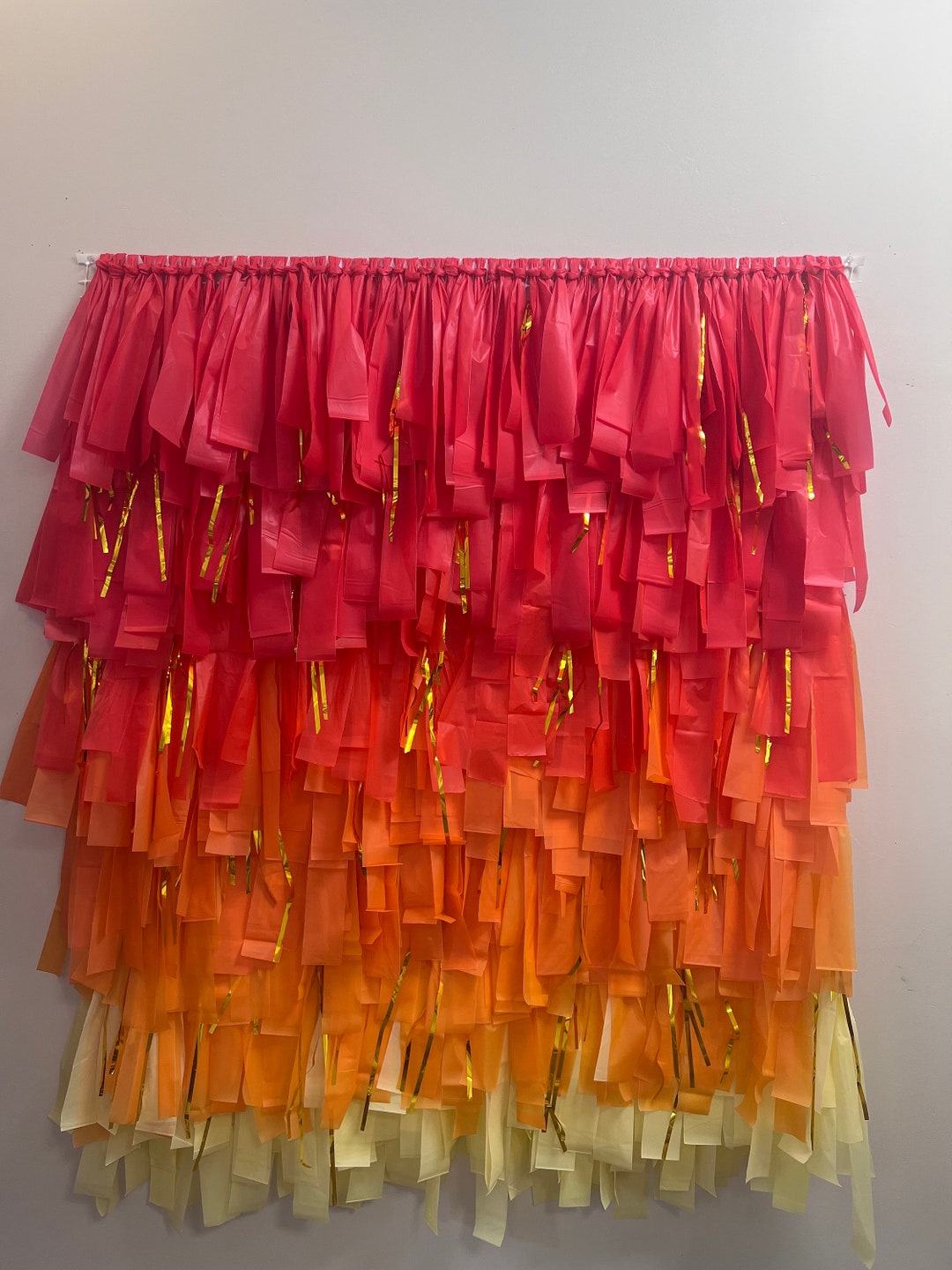 Monochromatic Jagged Sunrise Fringe Backdrop Wall - Etsy