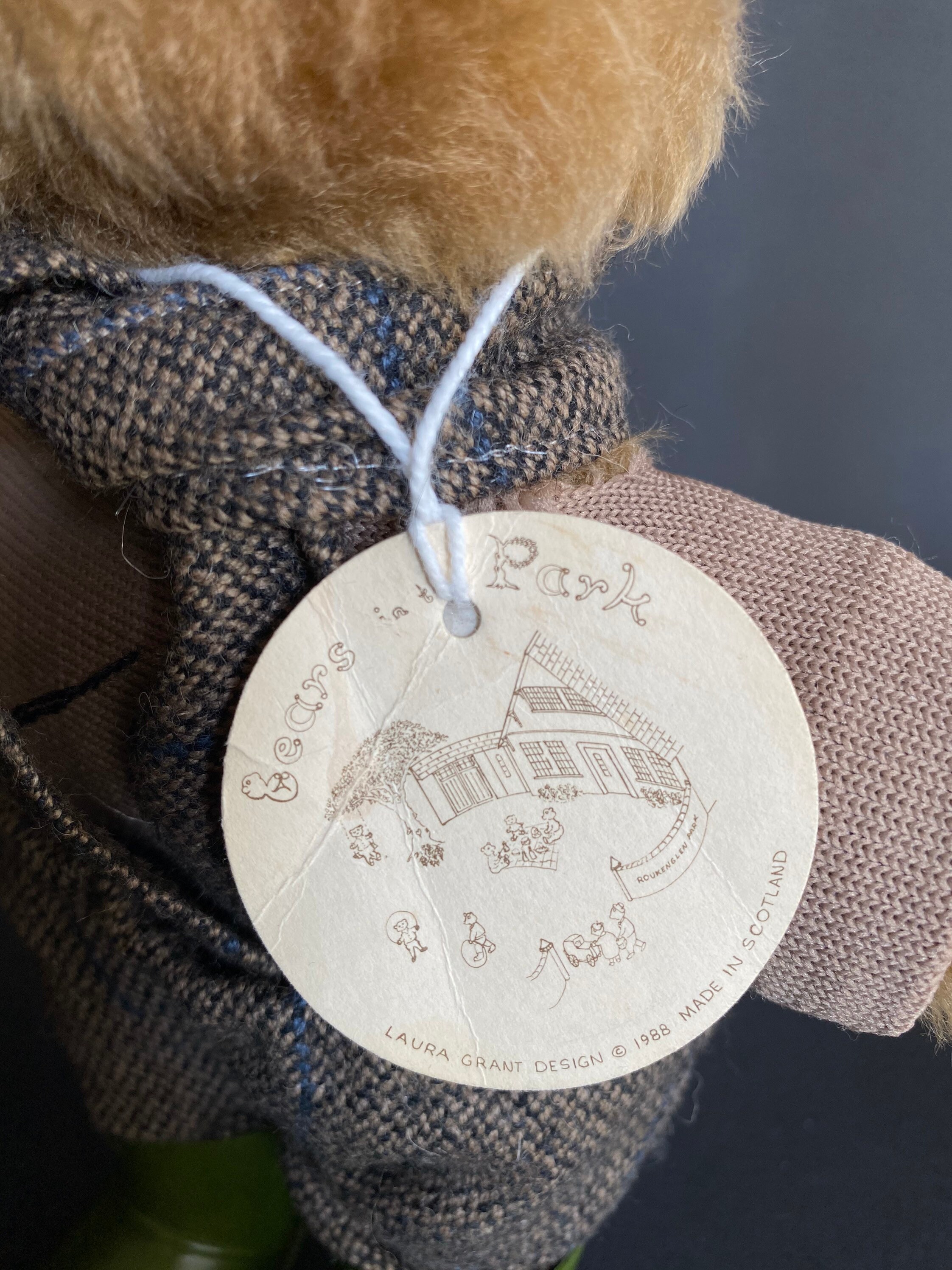 Sherlock Holmes Bear, Laura Grant “bears in the Park” Toy, Scottish ...