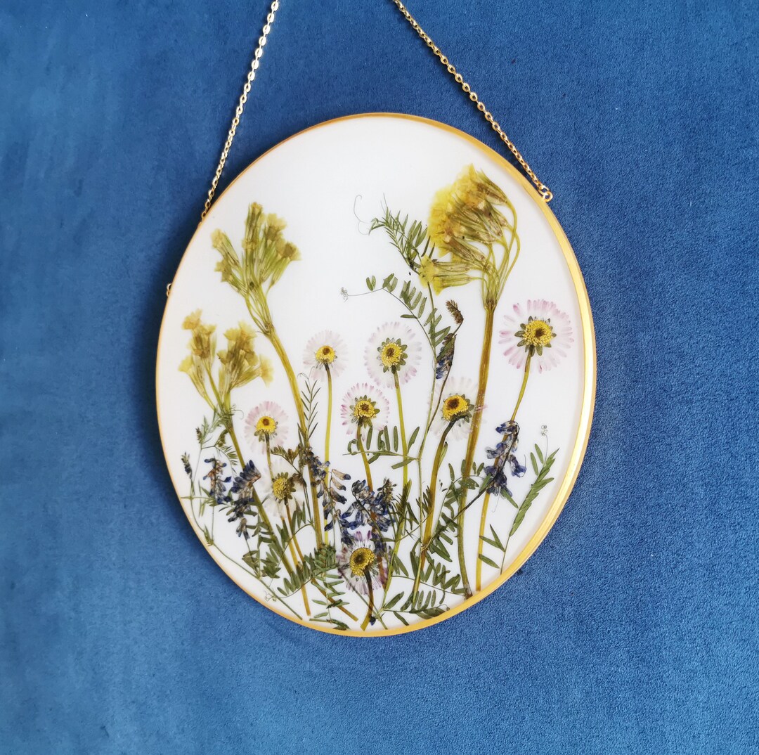 Pressed Flowers in Resin Art Floral Wall Decor Botanical Wall Hanging ...