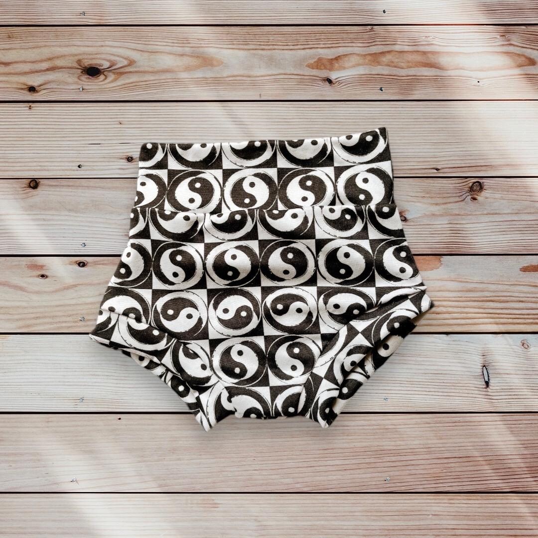 Yin Yang Bummies, Psychedelic Birthday, Groovy Bummies, Hippy Bummies ...
