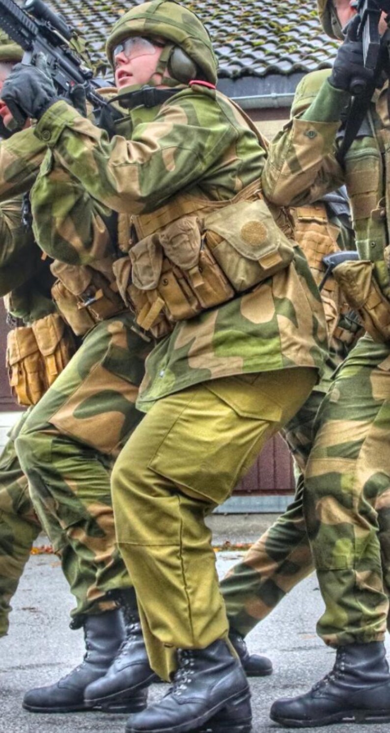 New, Old Stock Norwegian Army Military Surplus Combat Pants M75 Sz 54 ...