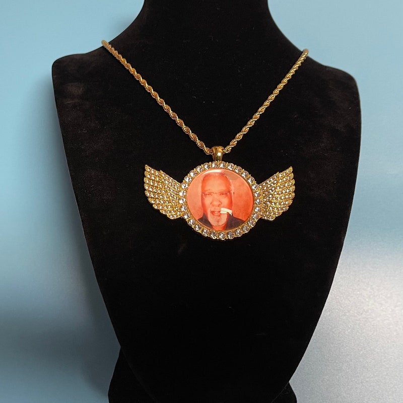 Circle Chain With Wings - Etsy