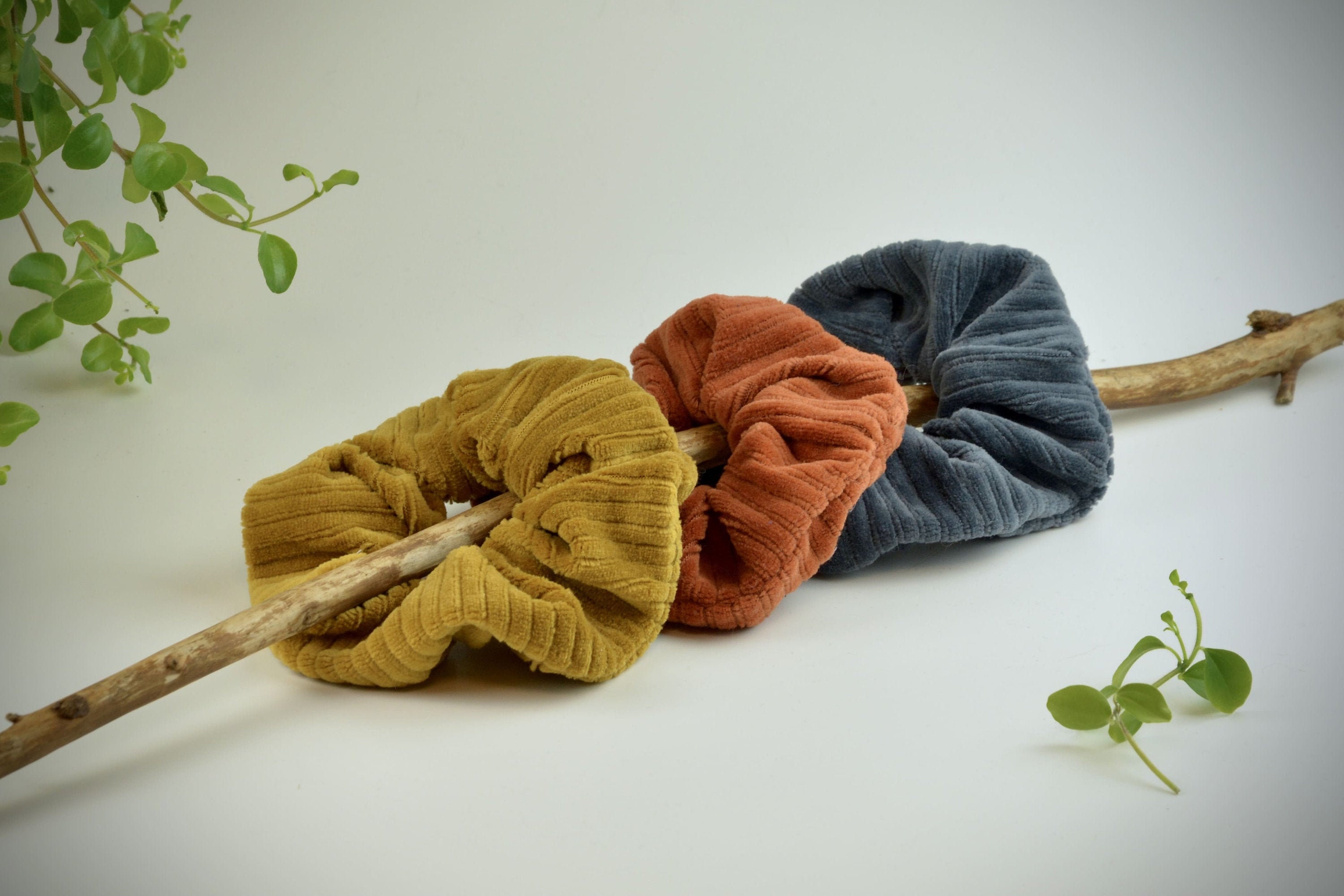 Scrunchie Cord Nicki / Hair Rubber / Plait rubber / mustard | Etsy