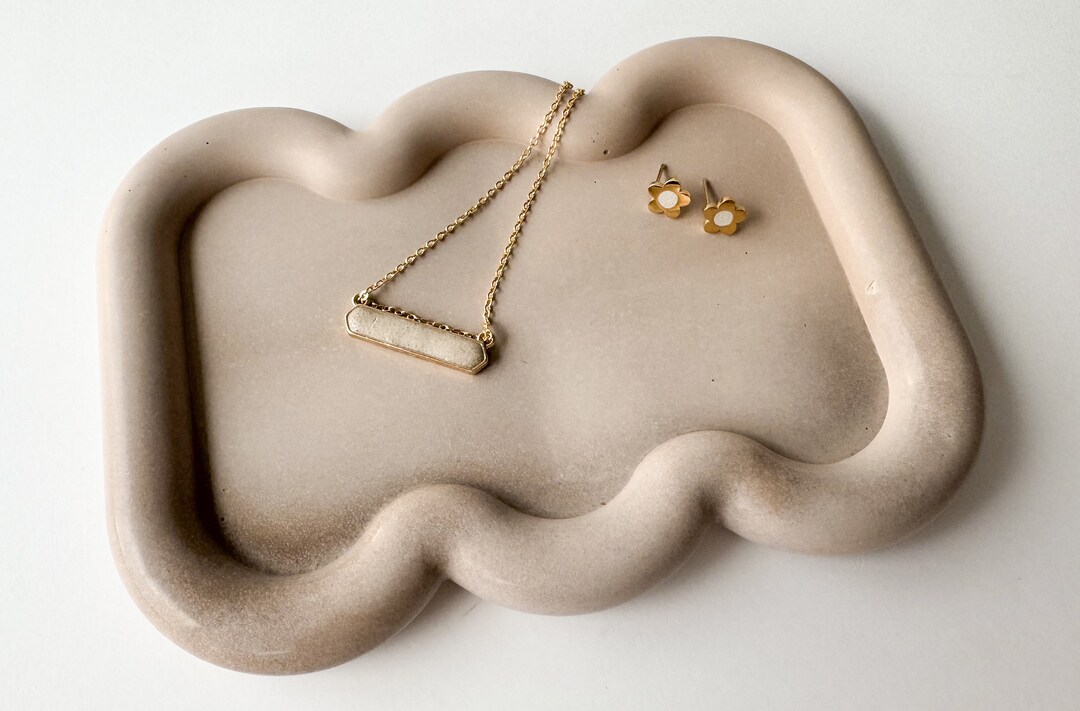 Wavy Tray | Concrete Tray | Jewelry Storage | Trinket Tray | Modern ...