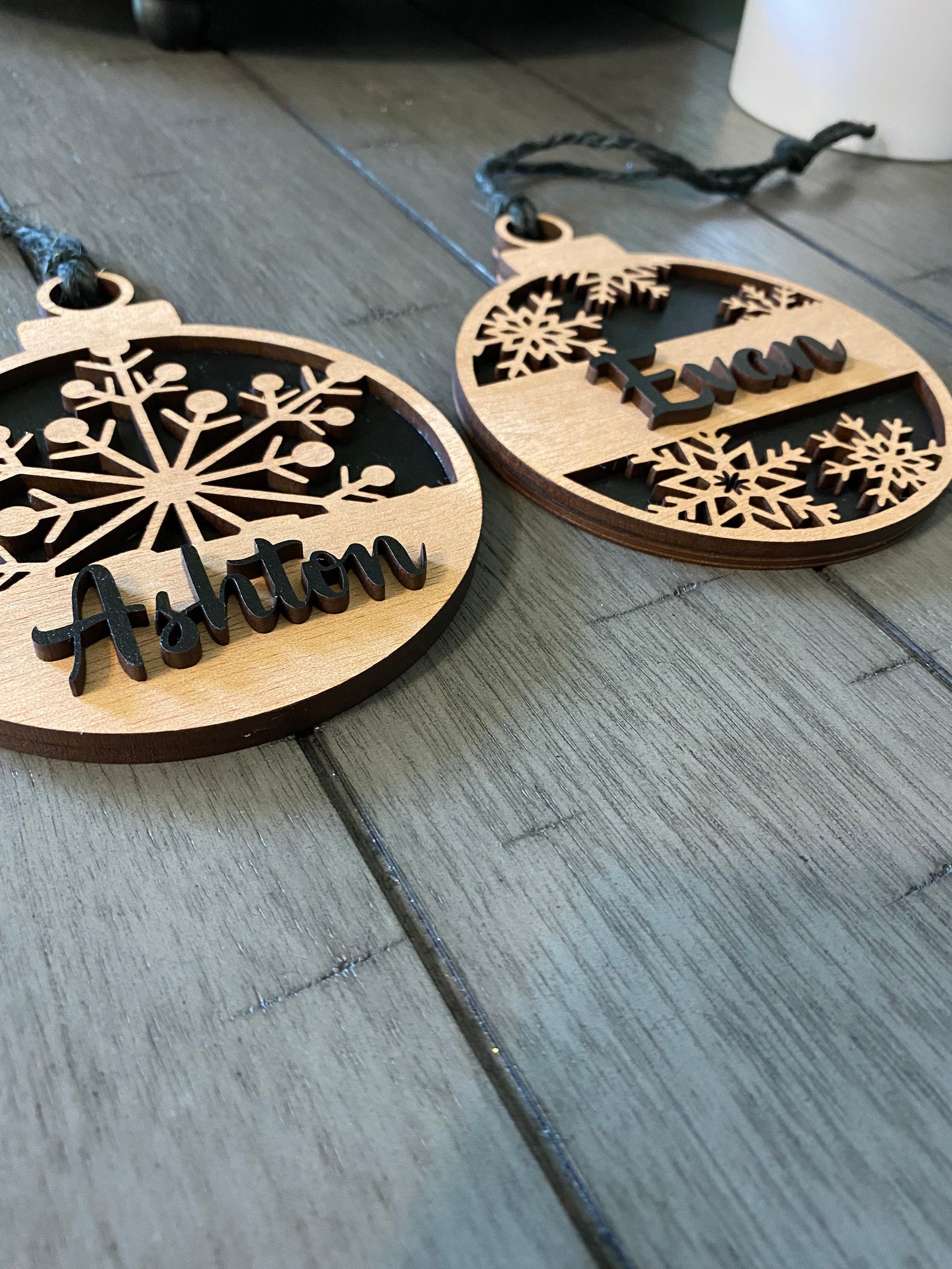 Personalized Christmas Ornament / Custom Wooden Ornament / - Etsy
