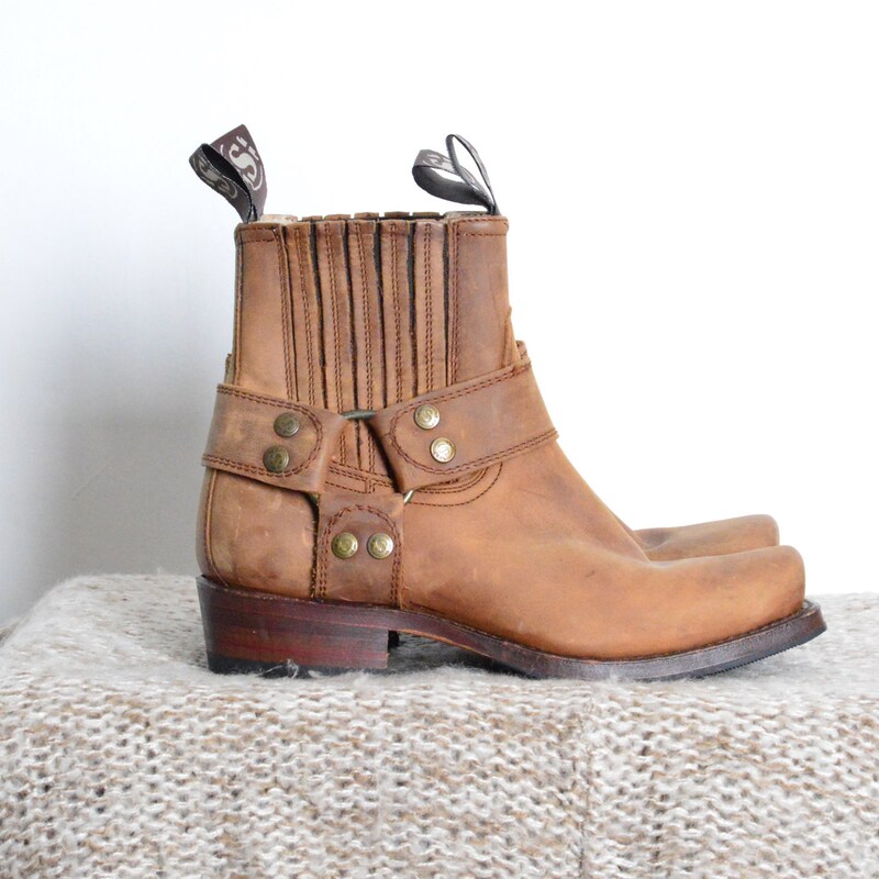 Camel Toe Shoes - Etsy