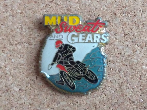 Vintage motorcycle pins: Circuit rider, Honda Dominat… - Gem