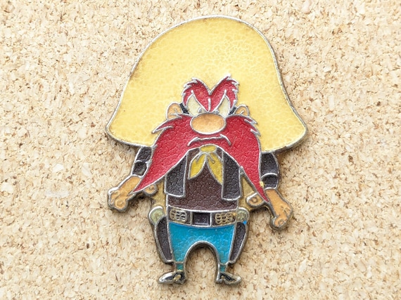 Vintage Looney Tunes Yosemite Sam duel pose enamel pin - Gem