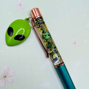 Aliens Pen / Alien Gift / Spaceship / Cute Pens / Float Pens / Gift for ...