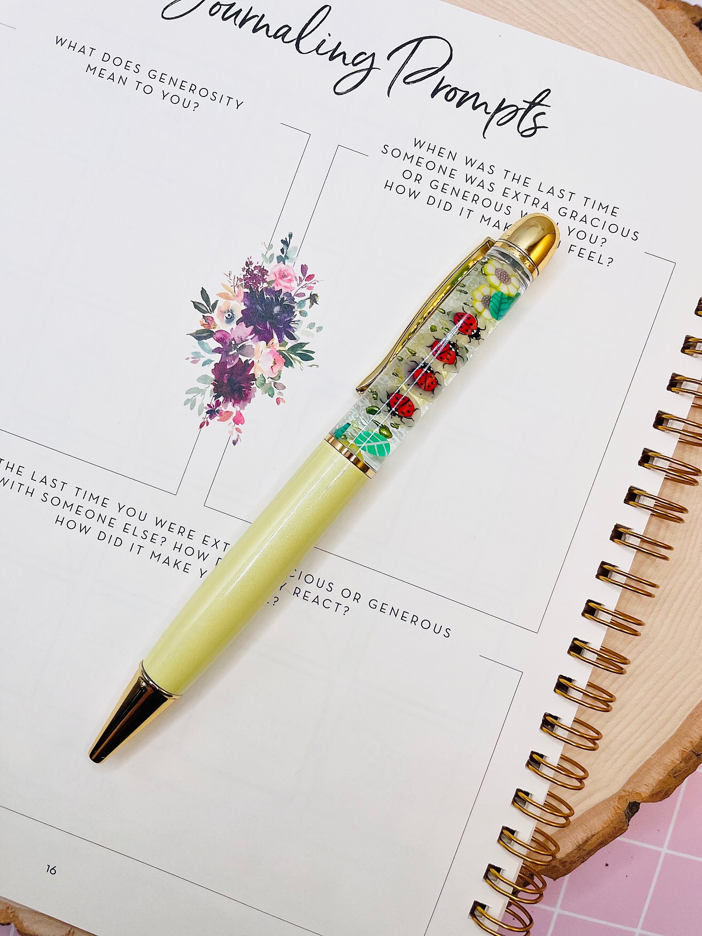 Ladybug Float Pen / Ladybird / Cute Pens / Custom Pens / Gift - Etsy