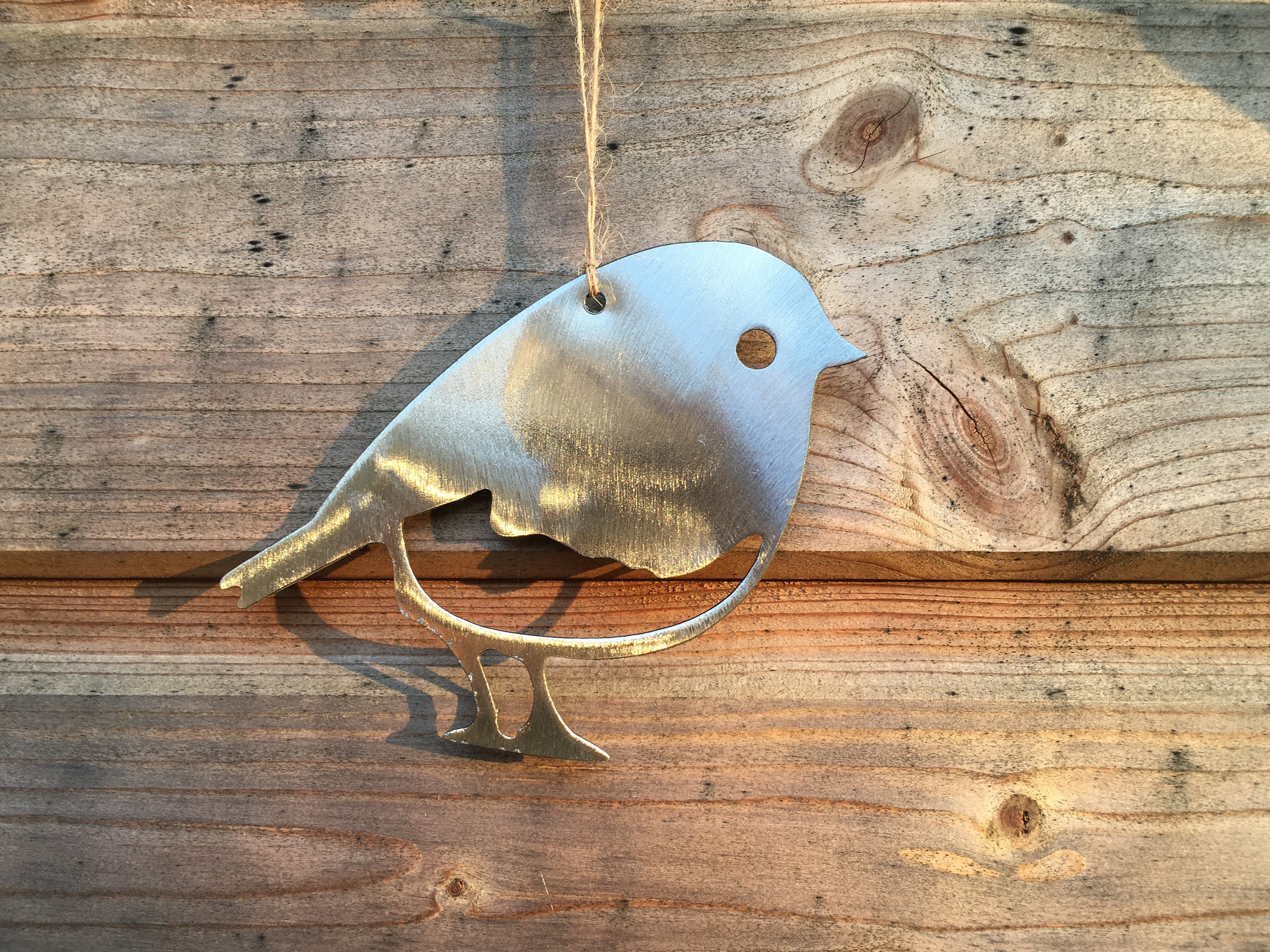 Hanging Robin in Metal Handmade Shiny Garden Gifts Exterior Decorative ...